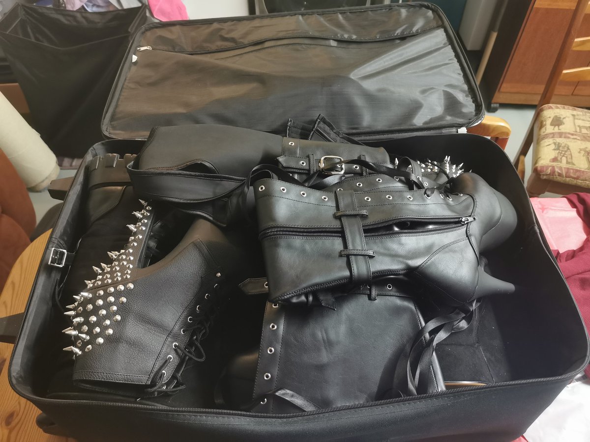 Mistress and i are going away for the weekend, can you guess the ...
