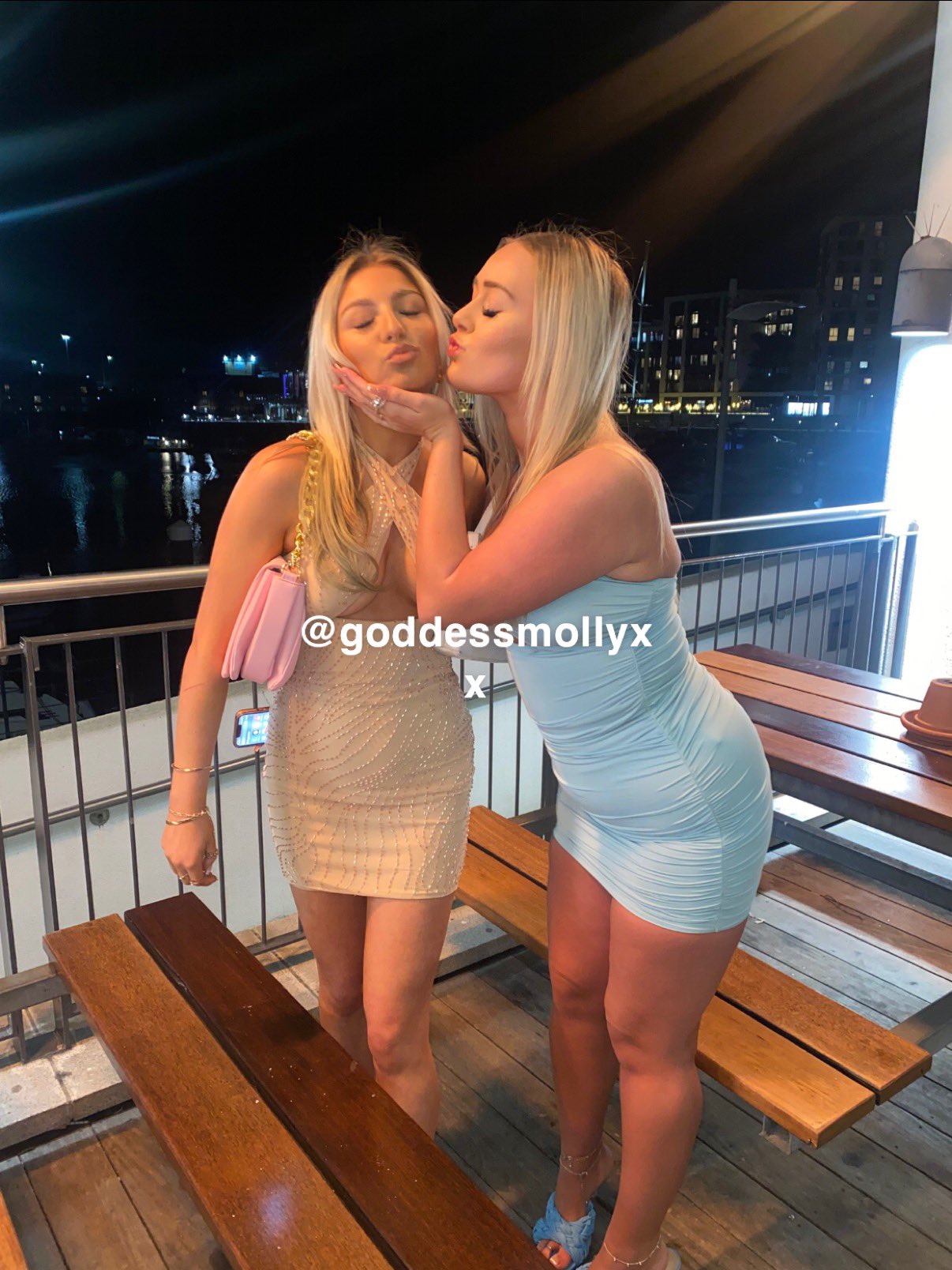 Goddess Molly 💞 10.4k (@goddessmollyxx) / Twitter