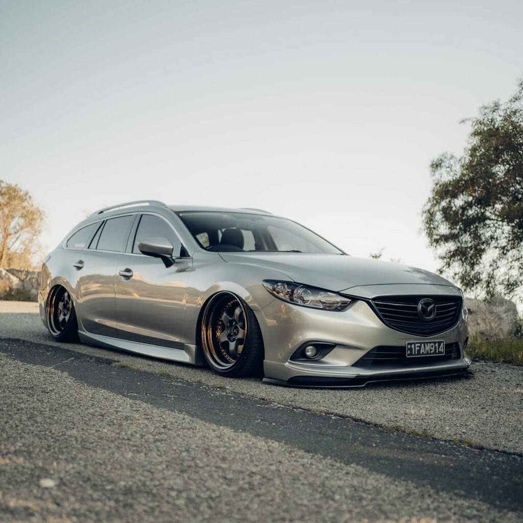 Stanced Mazda 6 Wagon