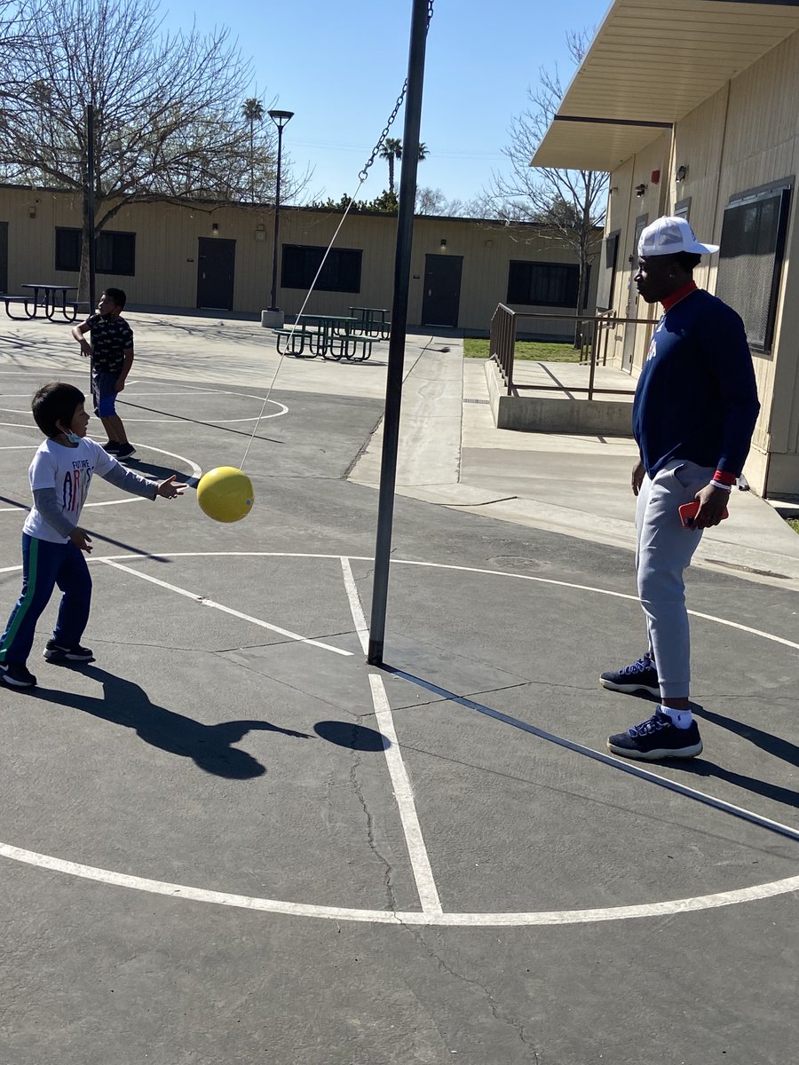 Olmos Elementary School - Fresno Unified School District