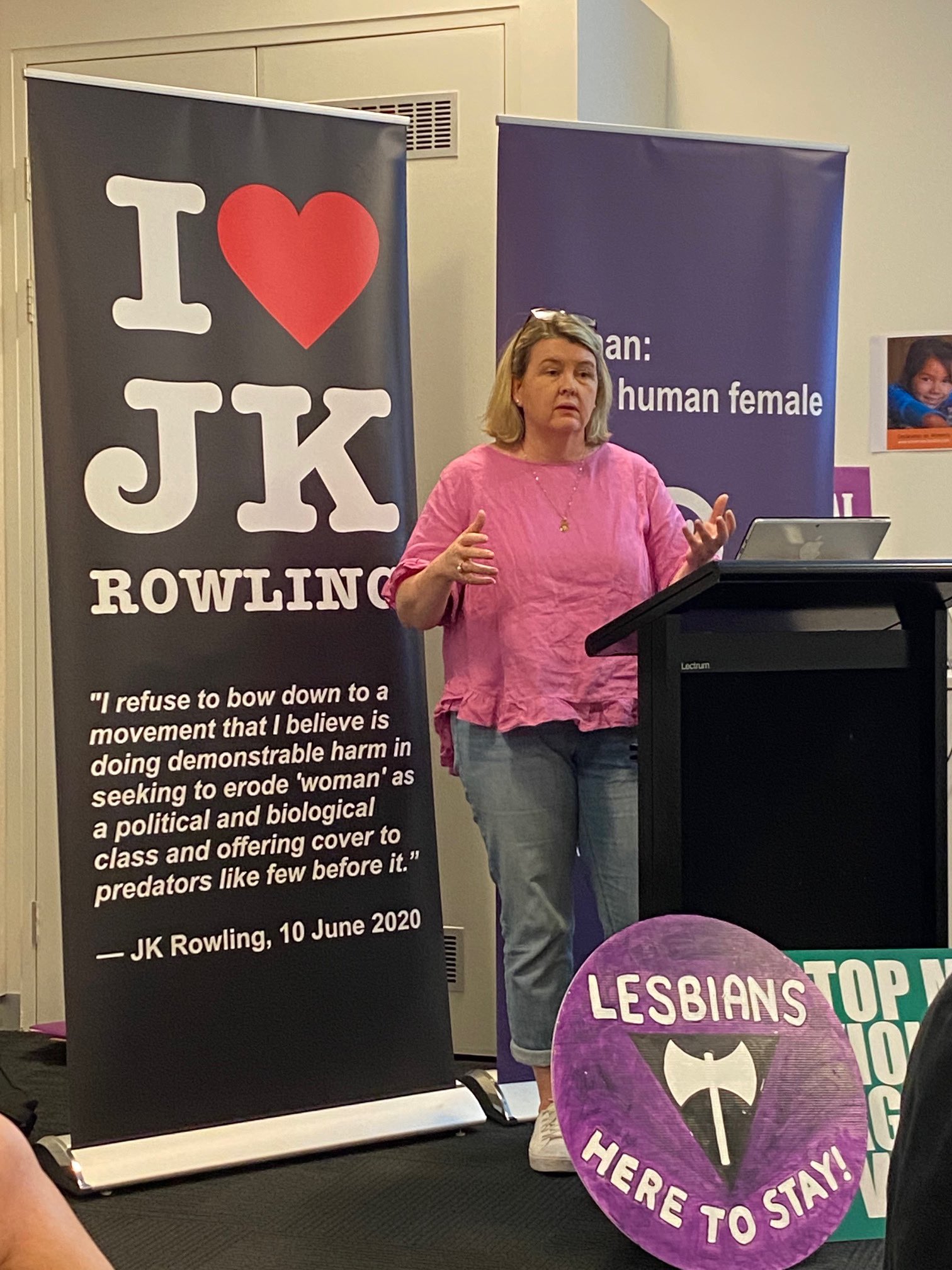 Edie Wyatt on Twitter: "I shared this picture of me speaking at an event with a “lesbians here ...