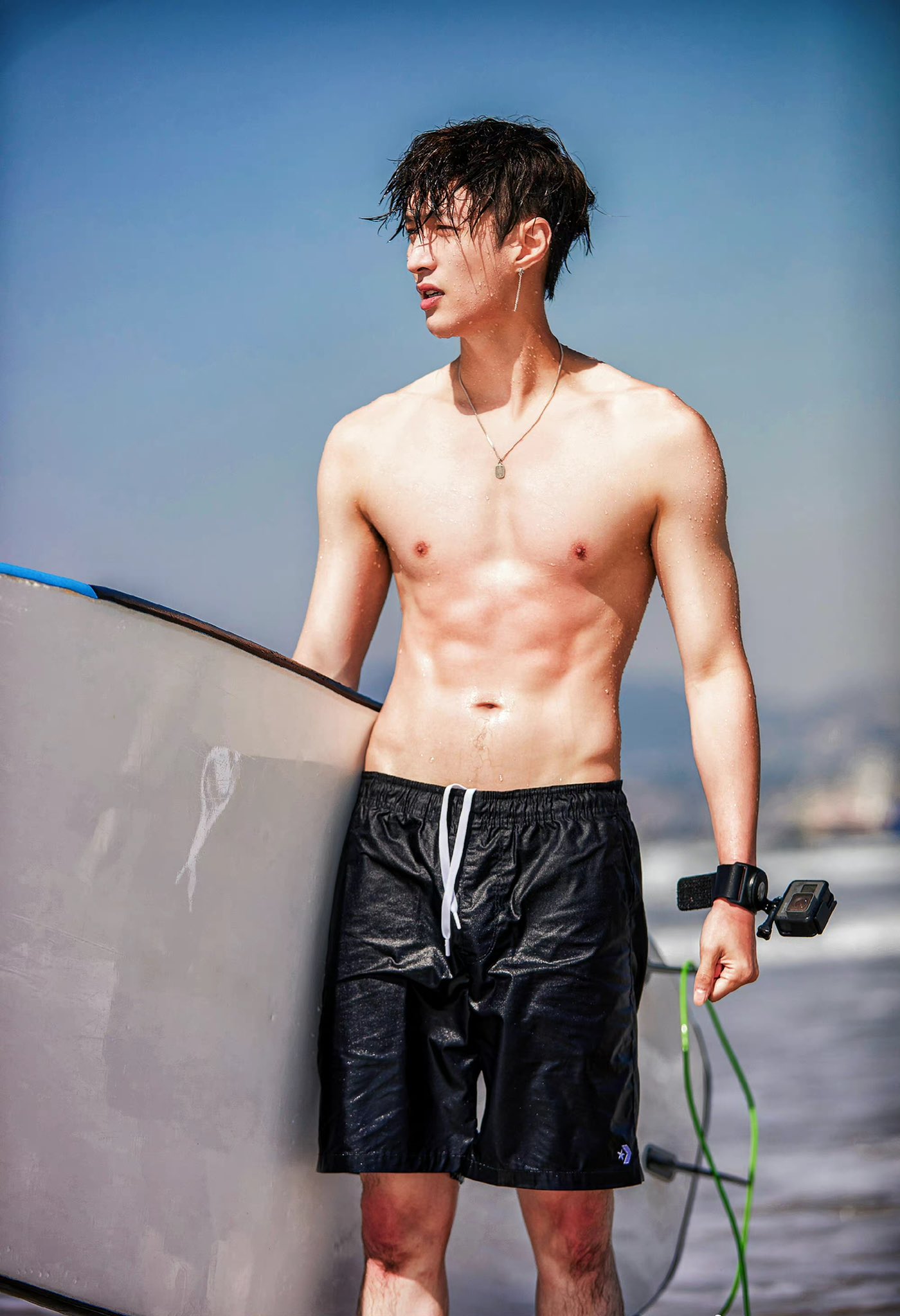 Lay Exo Abs