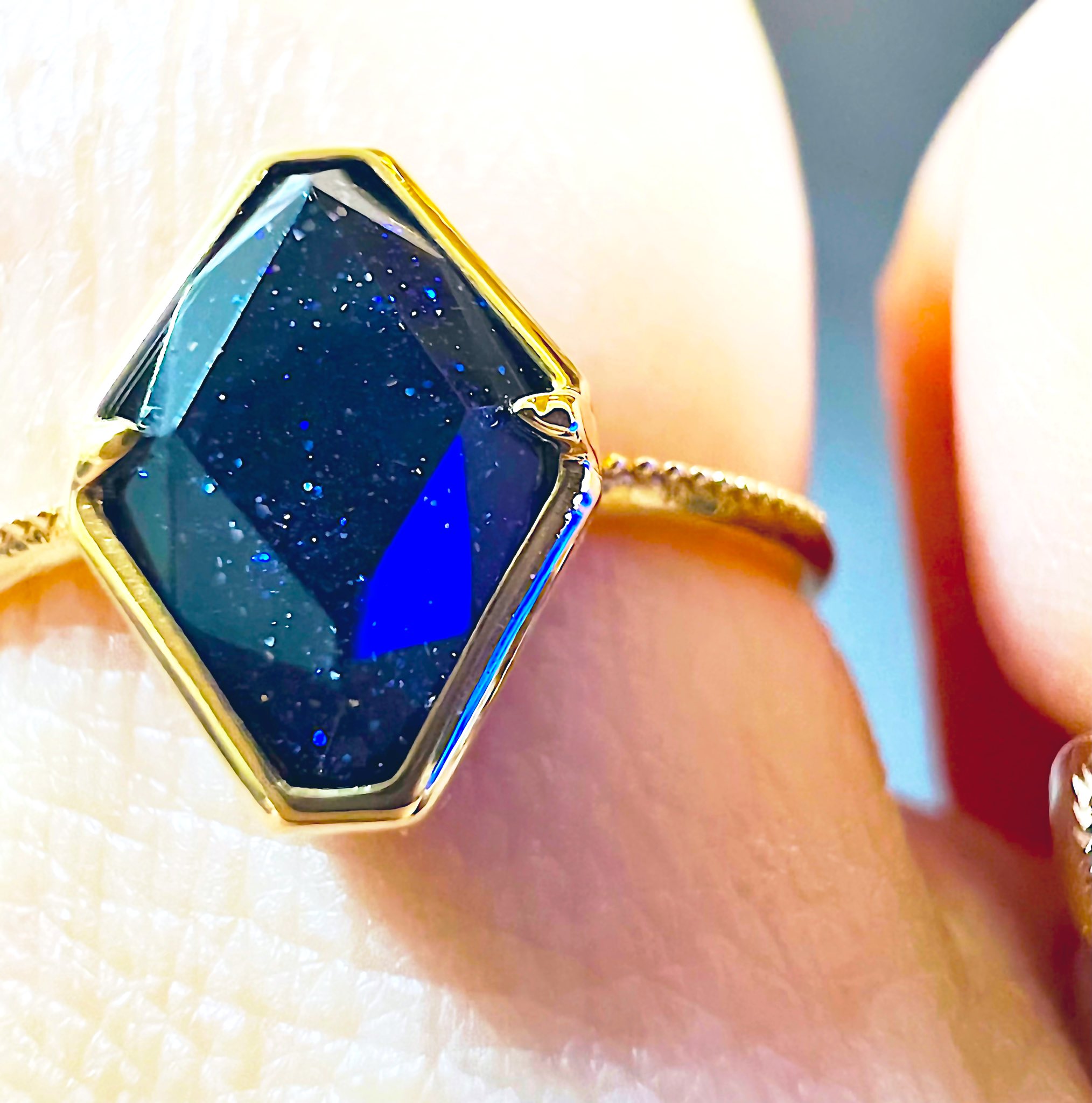 progresstone on Twitter: "こんにちは☀️ 今日はおやすみいただいてます プレキャンやってます！ いいねとRTもよろしくです🙏 ついでに神戸個展もよろすく 画像は昨日 ...