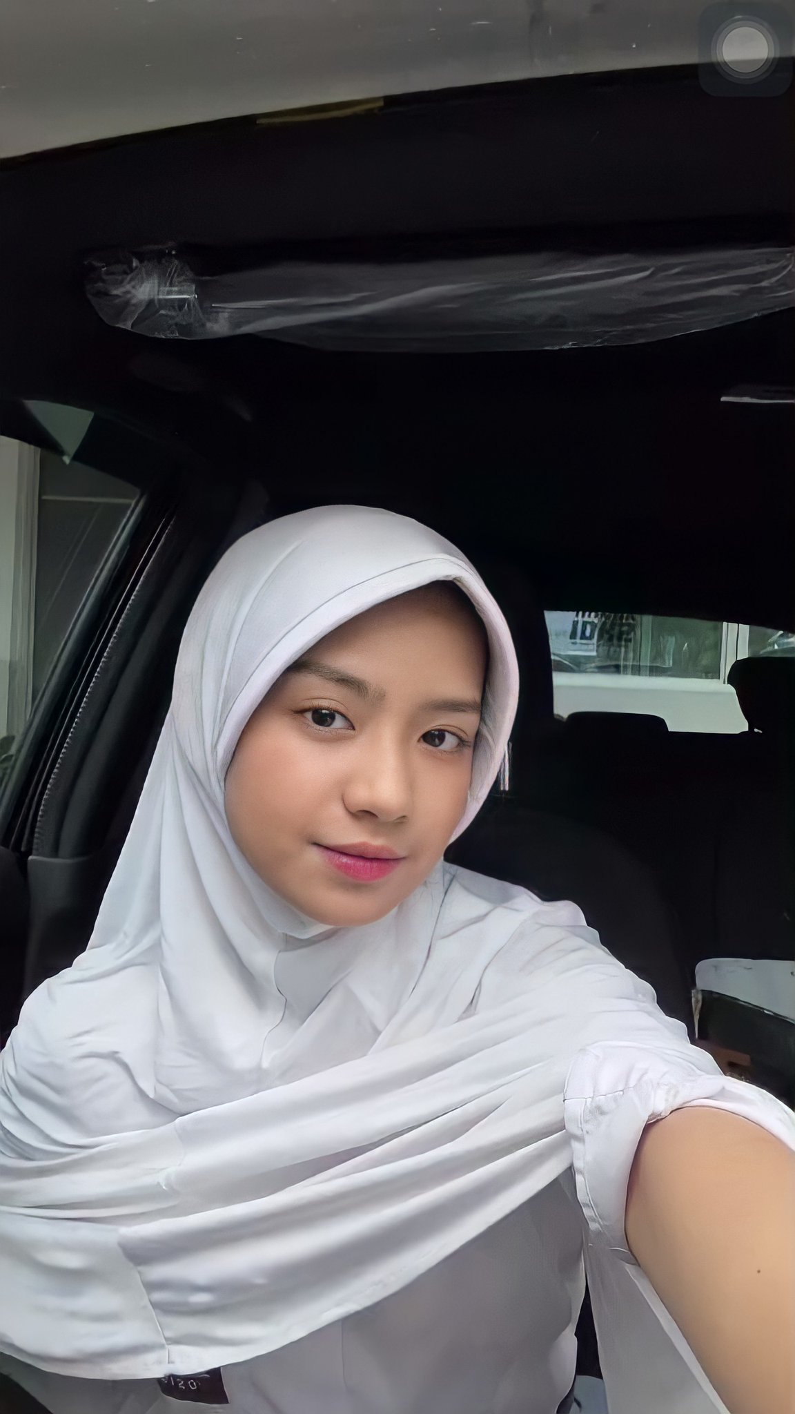 uw on Twitter: "pulang sekolah https://t.co/i7wiFNKWz9" / Twitter