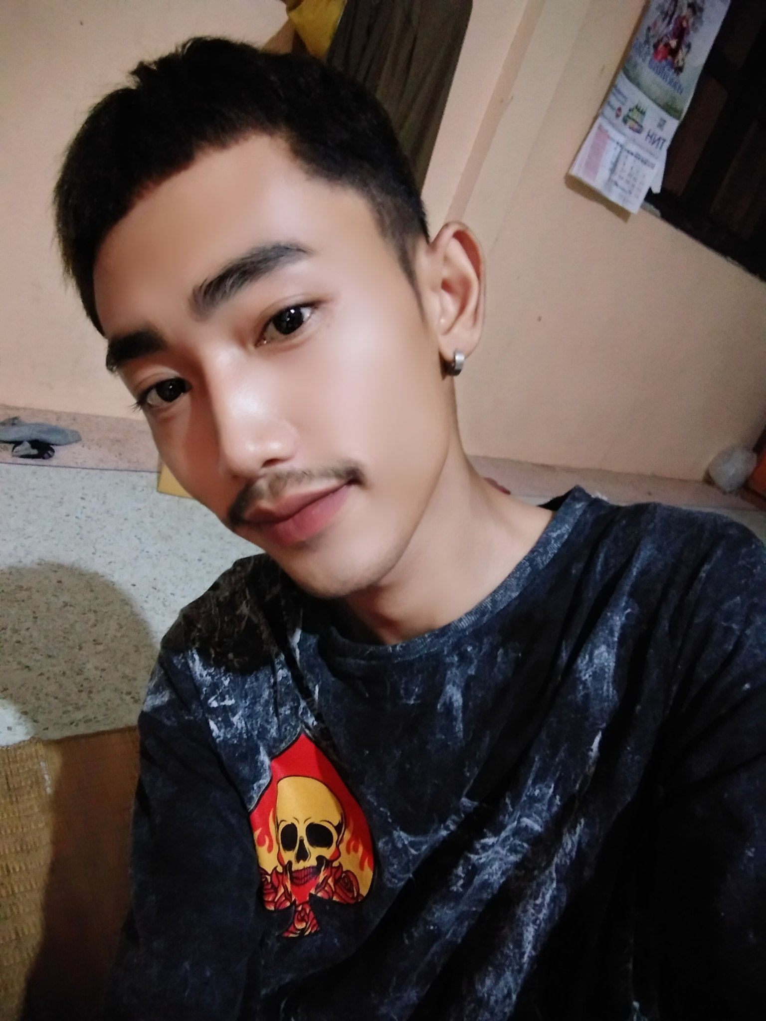 ทิวากร หน่วยคำ (@HnwyKha) / Twitter