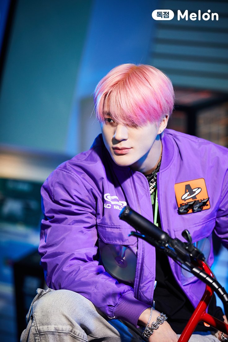 NCT DREAM CENTER on Twitter: "220328 NCT DREAM MV Set Behind: Melon Exclusive - #JENO https://t ...