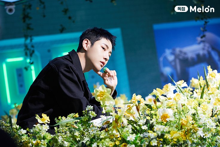 NCT DREAM CENTER on Twitter: "220328 NCT DREAM MV Set Behind: Melon Exclusive - #RENJUN https ...