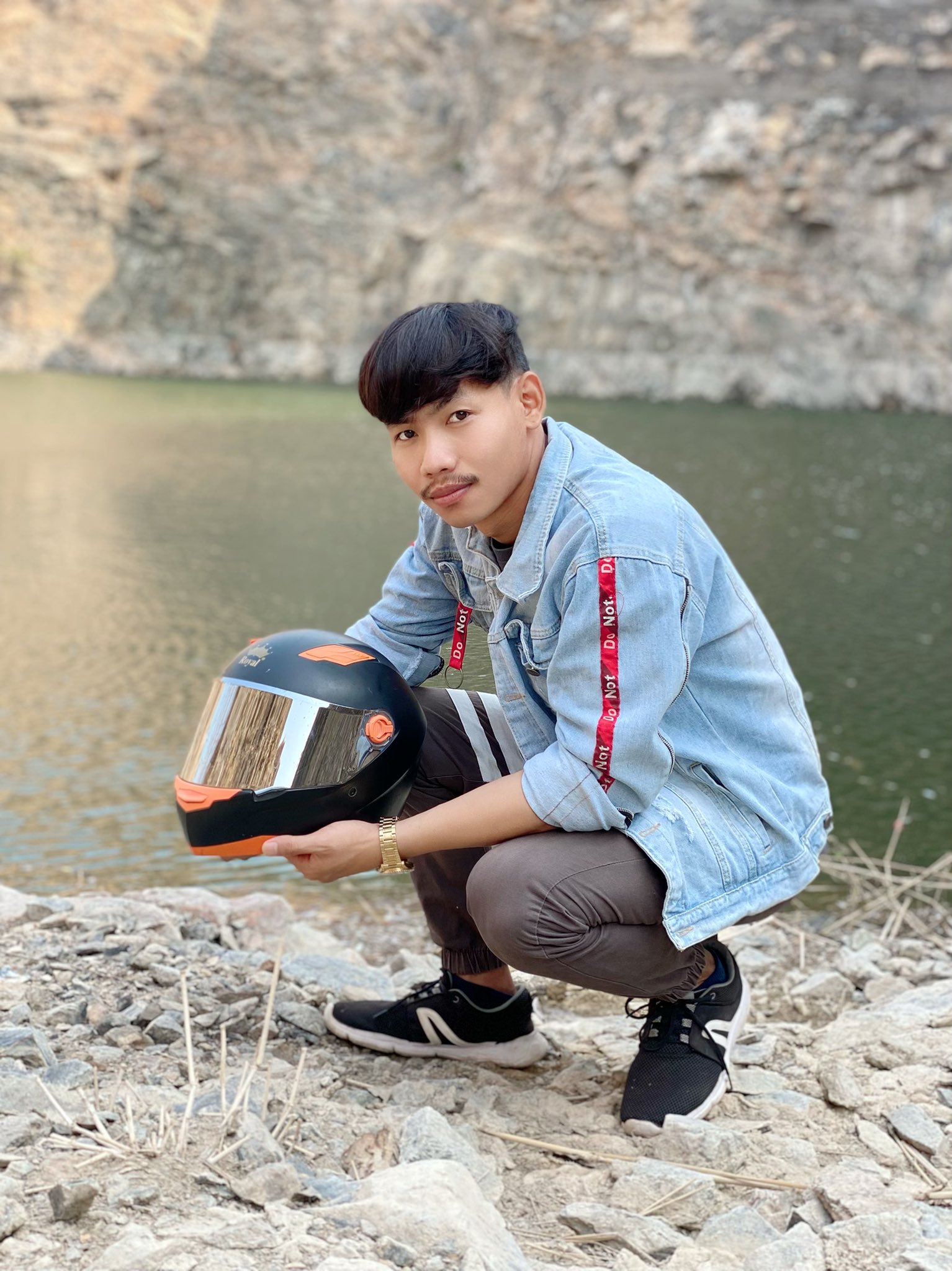 Bo Bo Aung (@Xxxxx41471542) / Twitter