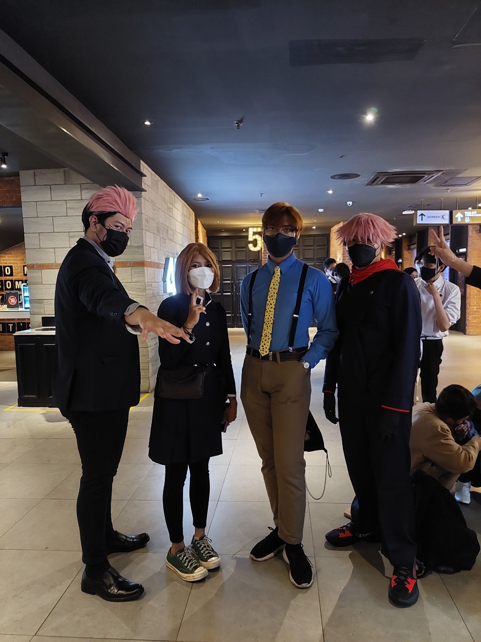 rell on Twitter: "as nanami with my other cosplay friends https://t.co/sD2qbfbKjV" / Twitter