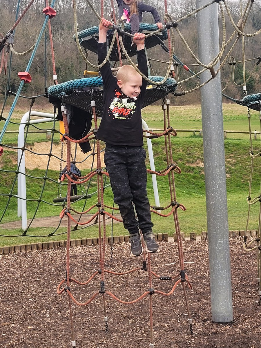 Term Dates - Whyteleafe School