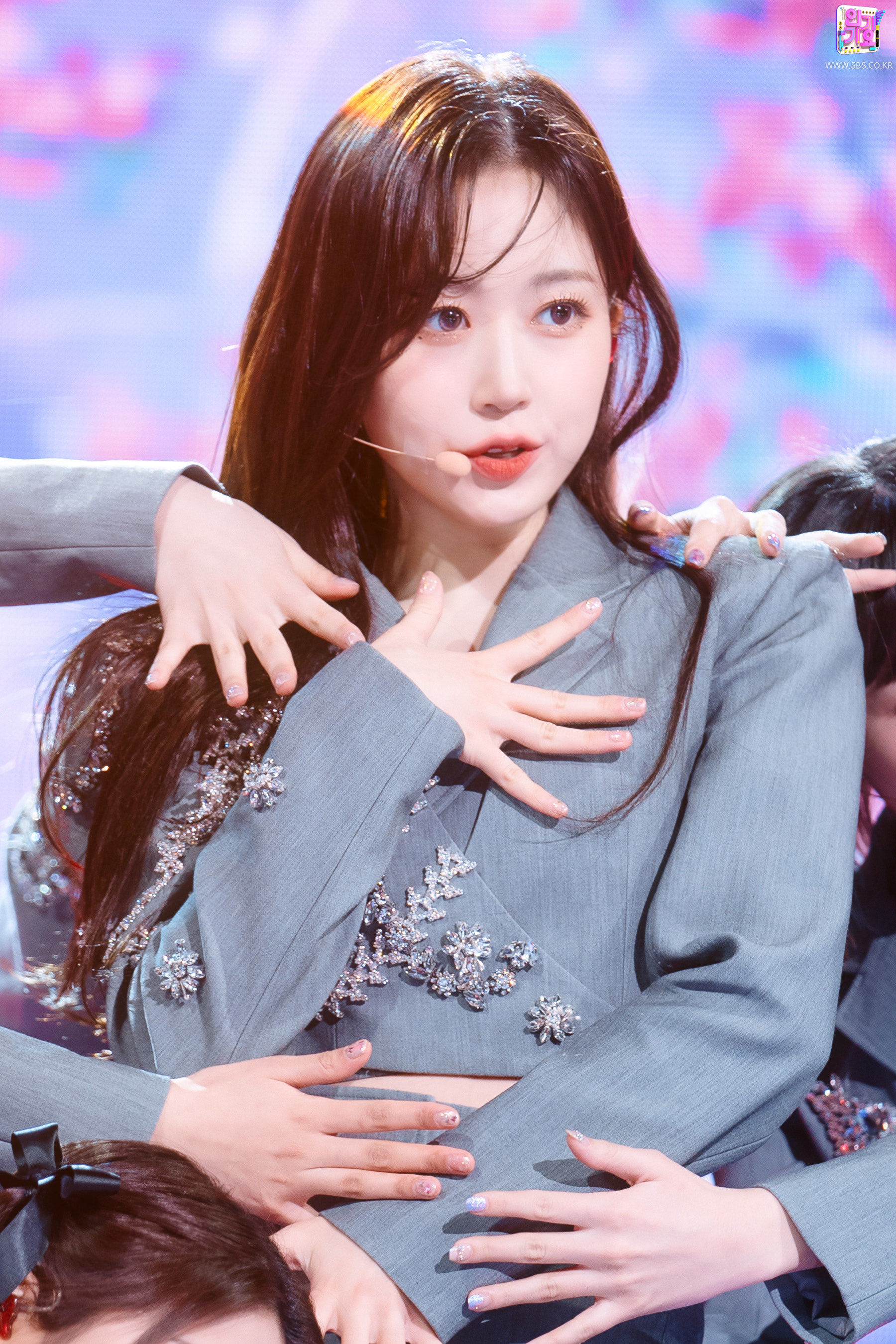 nmixx pics on Twitter: "SBS Inkigayo PD note update with Haewon (1/5) #HAEWON #해원 https://t.co ...