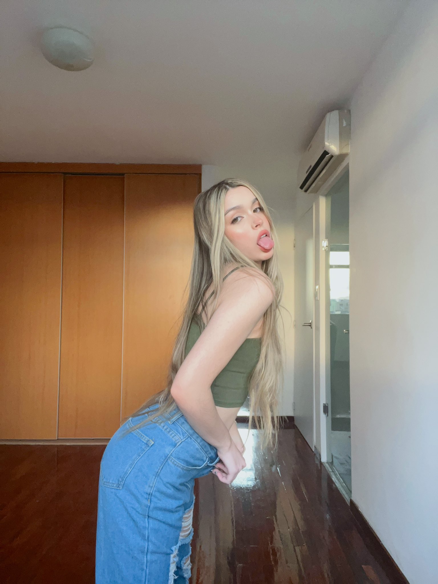 Michi on Twitter: "Por si hay personas aquí que no ven la belleza de mi ig https://t.co ...