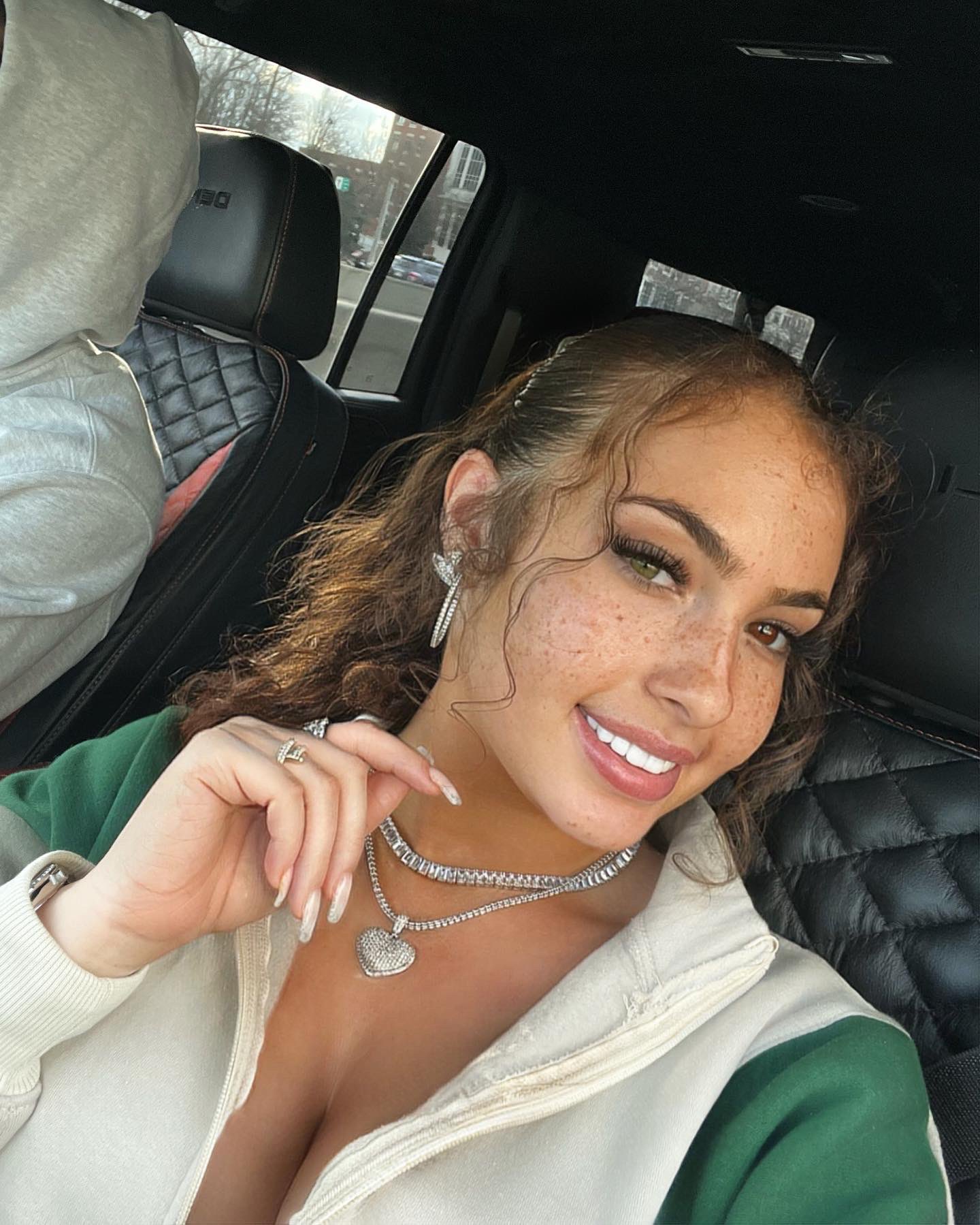 ashaley 🦋 on Twitter: "https://t.co/SMYgageNL9" / Twitter