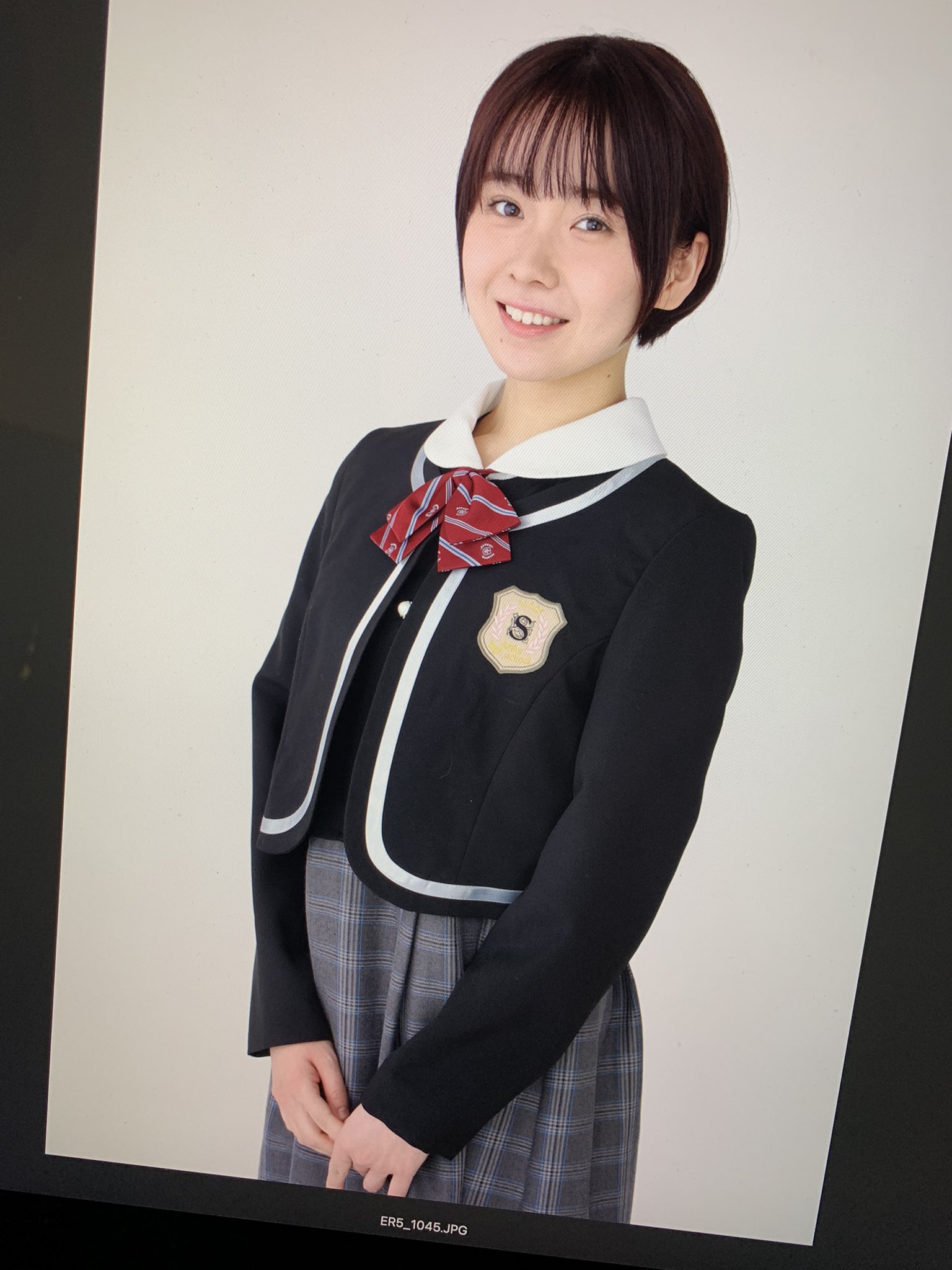 Ayaka Ishida / 石田彩夏 on Twitter: "#少女文學演劇 #王妃の帰還 ビジュアルが公開されました👑 個人的に中学時代は人間関係の修行だった気がしているので、ヒリヒリし ...