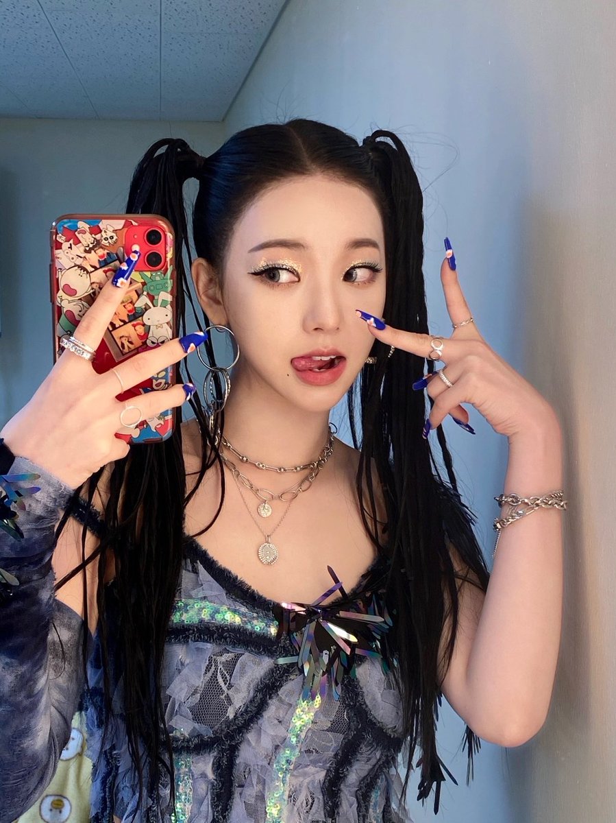 🏻😛 karina pics @karinaarchive