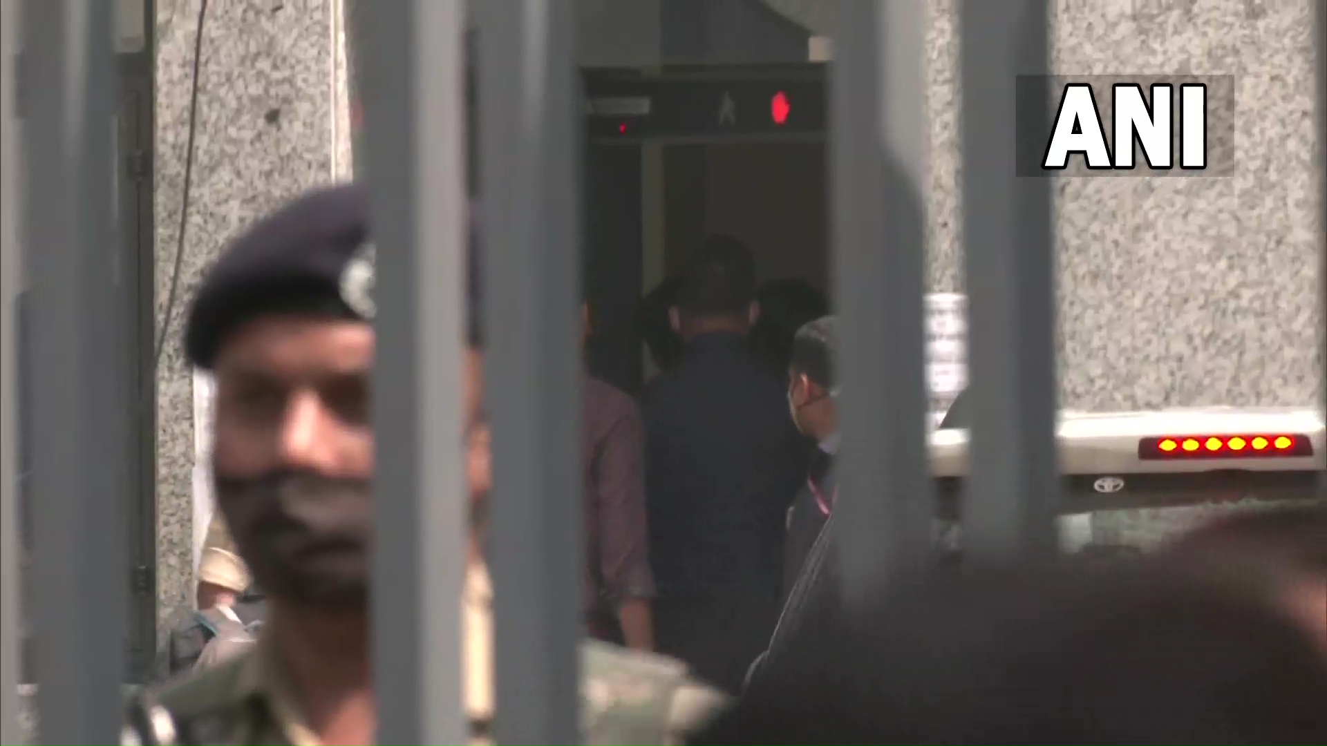 ANI on Twitter: "Delhi | TMC MP Abhishek Banerjee arrives at ED office in connection with an ...