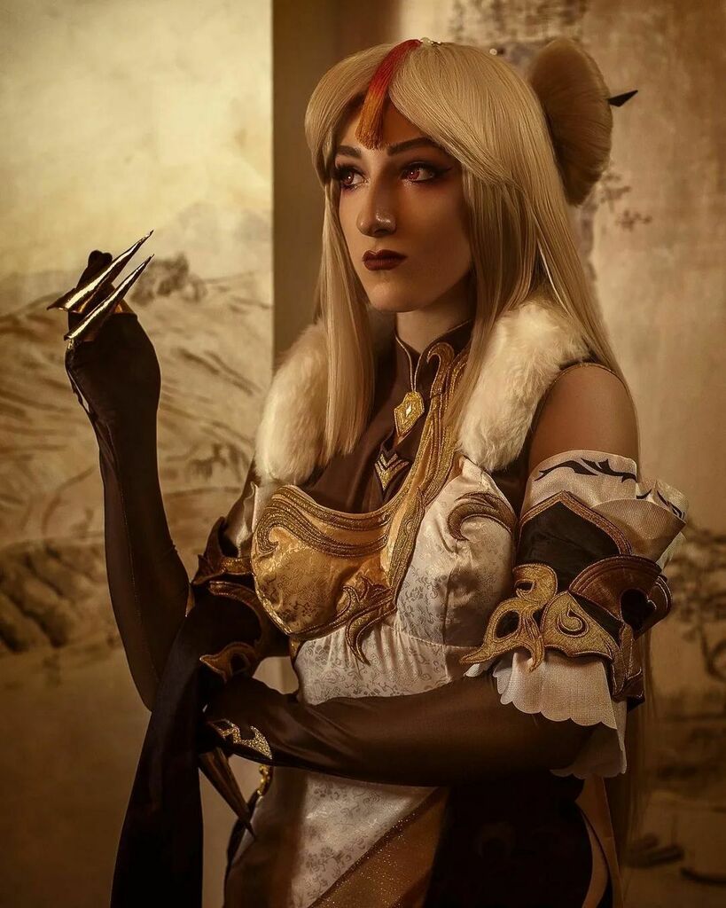 CosFans on Twitter: "Cosplayer @sevir_cosplay Photo: @maydayskiy Retouch; @martens.brock Costume ...