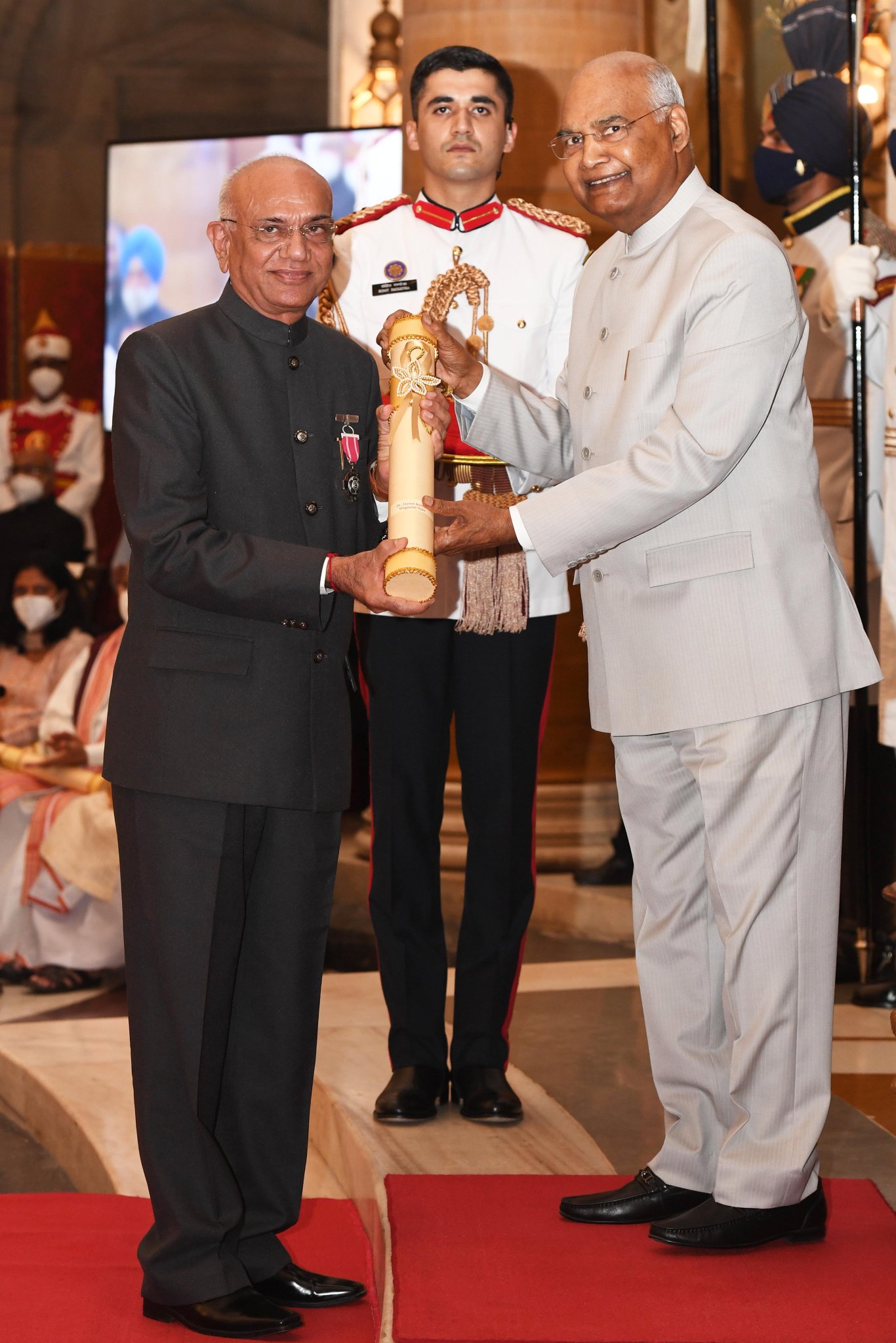 President of India on Twitter: "President Kovind presents Padma Shri to Dr. Jayantkumar Maganlal ...