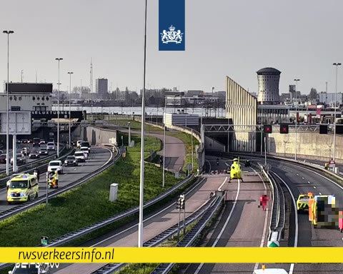 Rijkswaterstaat Verkeersinformatie on Twitter: "⛔ | De Beneluxtunnel (#A4) richting Den Haag is ...