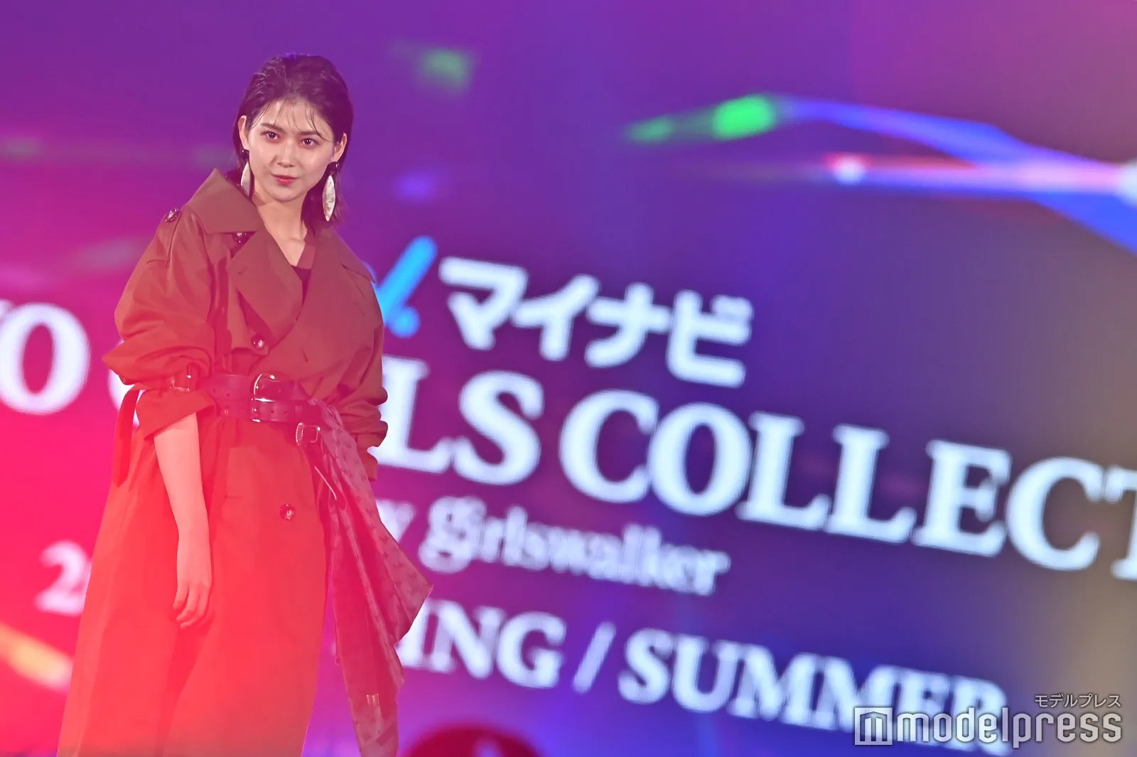 モデルプレス on Twitter: "【📷#TGC 写真プレイバック】 #渡邉理佐 #小林由依 #佐々木美玲 #濱岸ひより…櫻坂46・日向坂46メンバーがウォーキングで魅了💚💗💙 ...