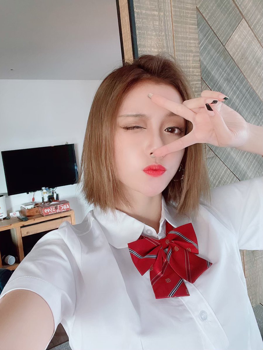 偶爾來個自拍給你們瞧瞧😜 快快訂閱我JVID有小驚喜呦 https://t.co/n3pMnJTRAI #JKFfans #JVID #JKF #JKF百大女郎 #JKF女郎 #JKFlady ...