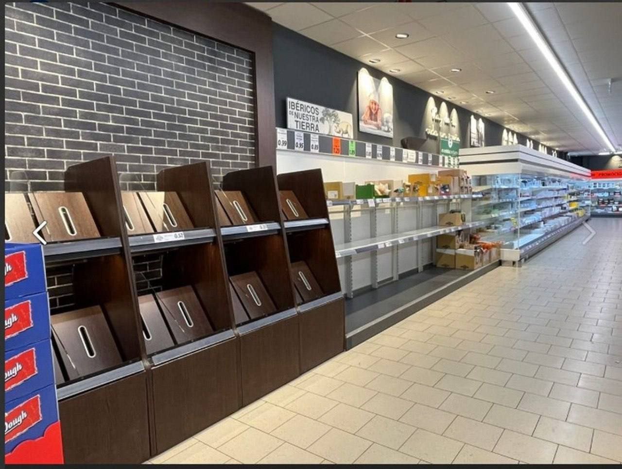 Spriter on Twitter: "Shelves in stores are empty, EU, USA, Australia, Canada, Finland, etc ...