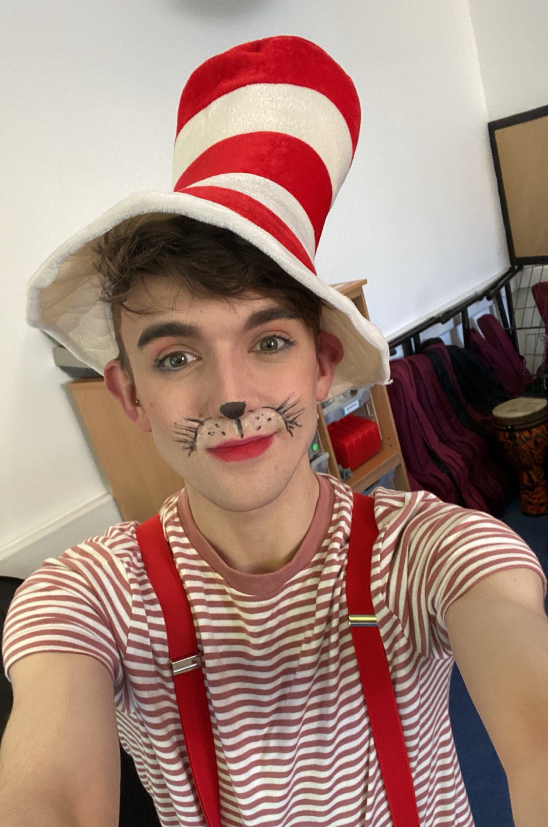Cat In The Hat Face Makeup
