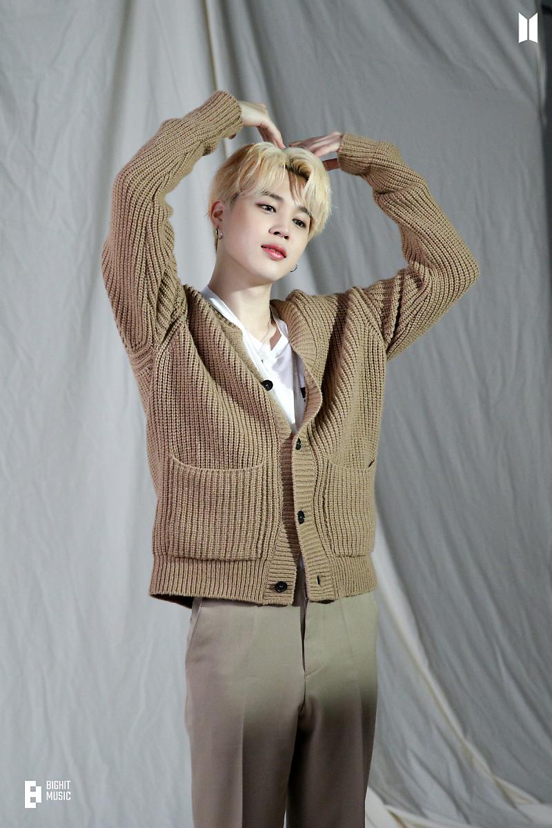 CANDYCLOVER (slow) on Twitter: ".@BTS_twt DECO KIT Behind https://t.co/5DclBvi9VE https://t.co ...