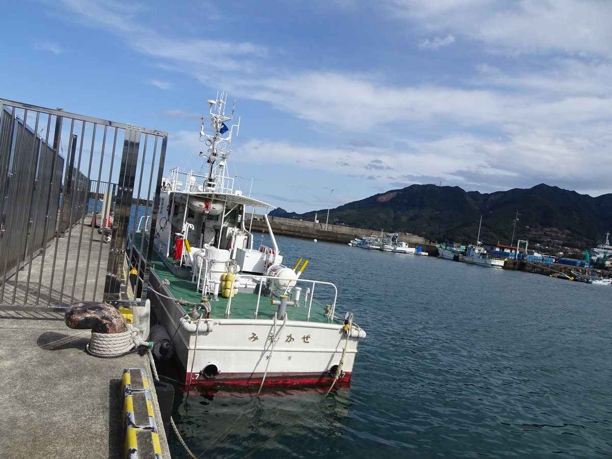 Ruby & Emmeline on Twitter: "3/20 14:39 巡視艇みえかぜ フェンスでガードされているな。 #尾鷲市 https://t.co/r7x5kUQszP ...