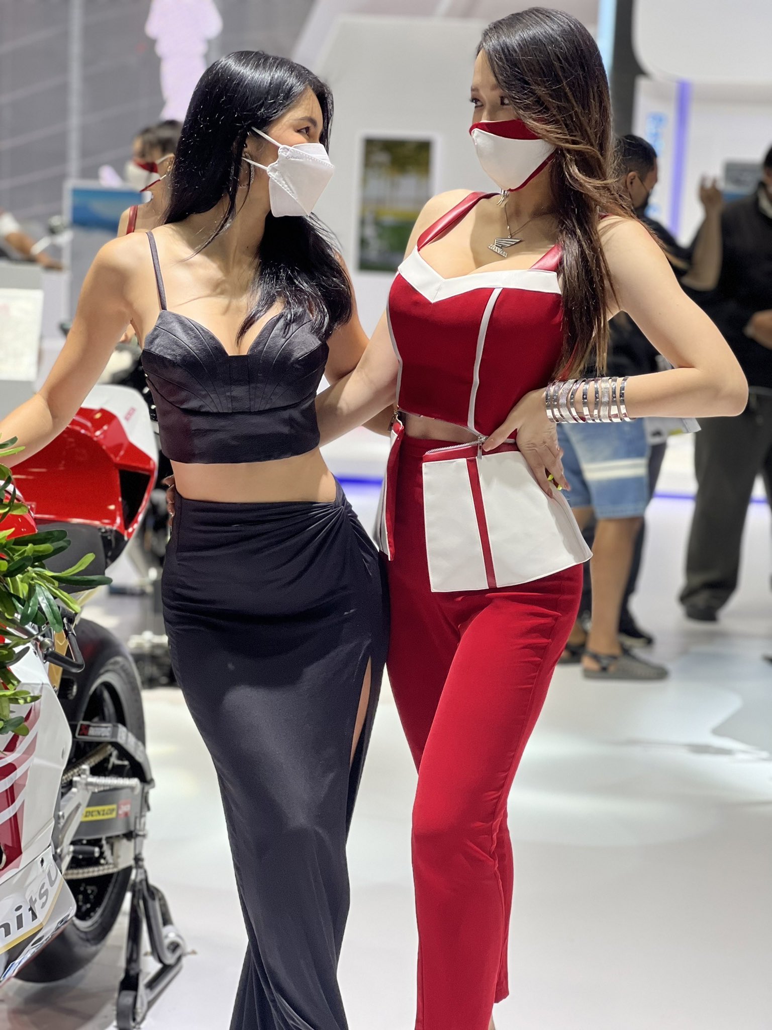 Natkejsarin on Twitter: "คิดถึงเลยบุกมาหา ไม่ใจอ่อนบ้างเลยหรอ https://t.co/zq4MCJfYTT" / Twitter