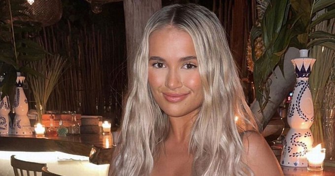 Daily Star On Twitter Molly Mae Hague Opens Up About Endometriosis