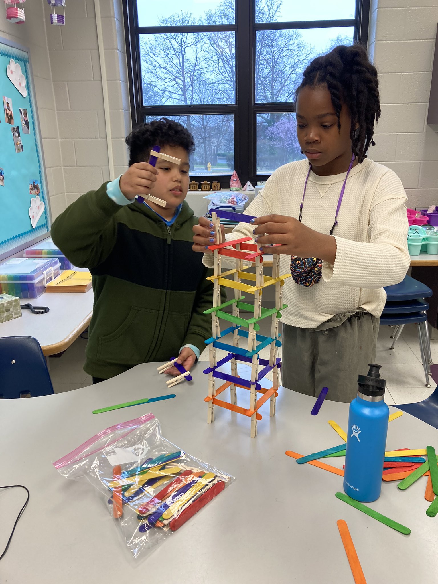 Kelly Cortez on Twitter: "Team Challenge this week: clothespin/popsicle ...