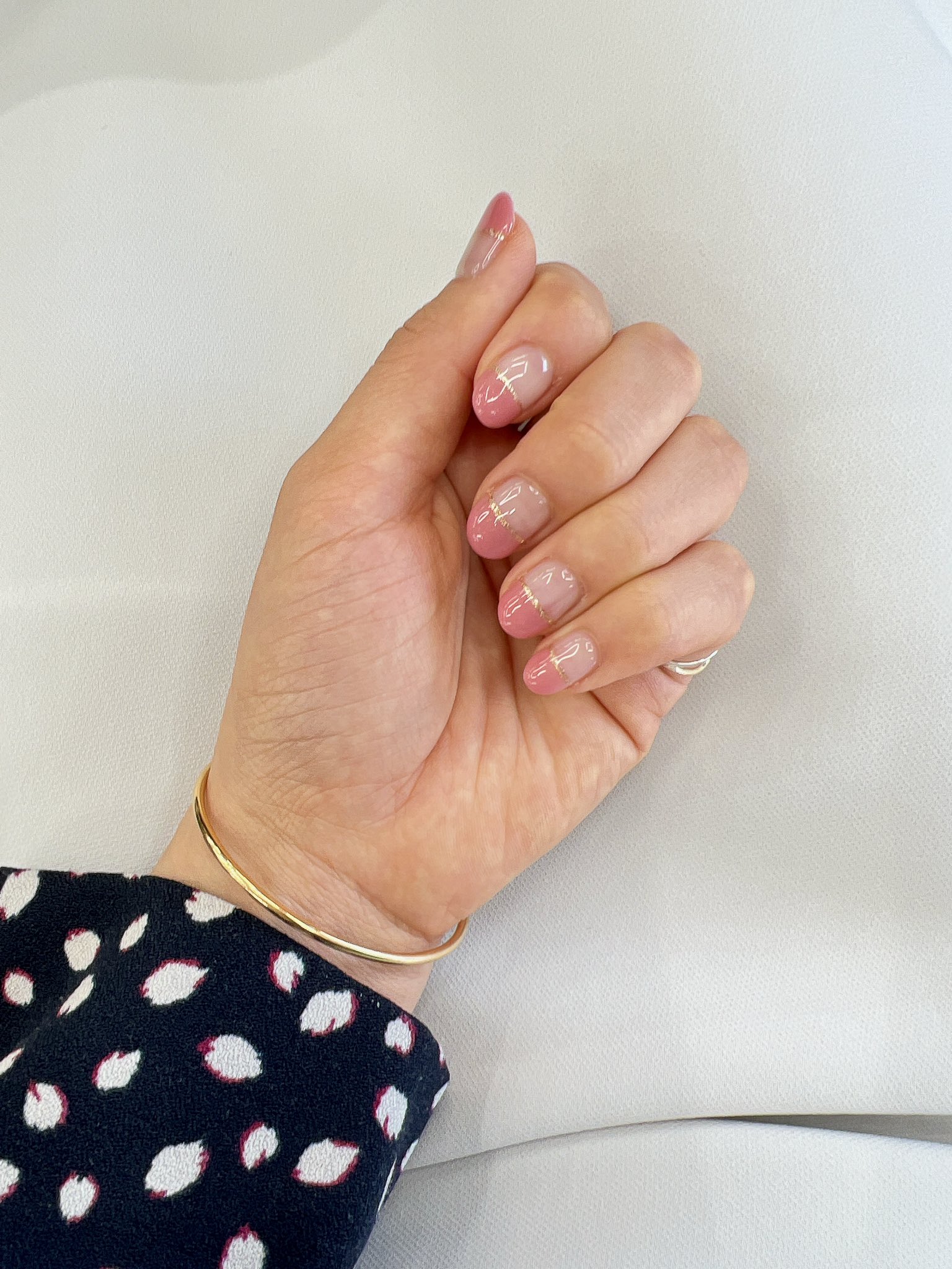 内田侑希/ Yuki Uchida on Twitter: "手元を春っぽくしてみた🌸 生命線はものすごく長いです。 https://t.co/ttGAGZ5niW" / Twitter