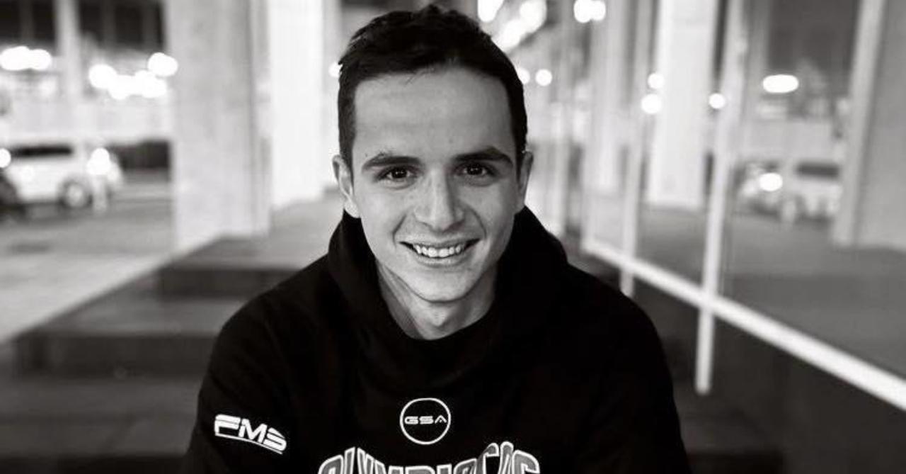 Documento📰 on Twitter: "⭕ Το άκρως προσβλητικό σχόλιο του γιου του Πρωθυπουργού δεν έμεινε ...