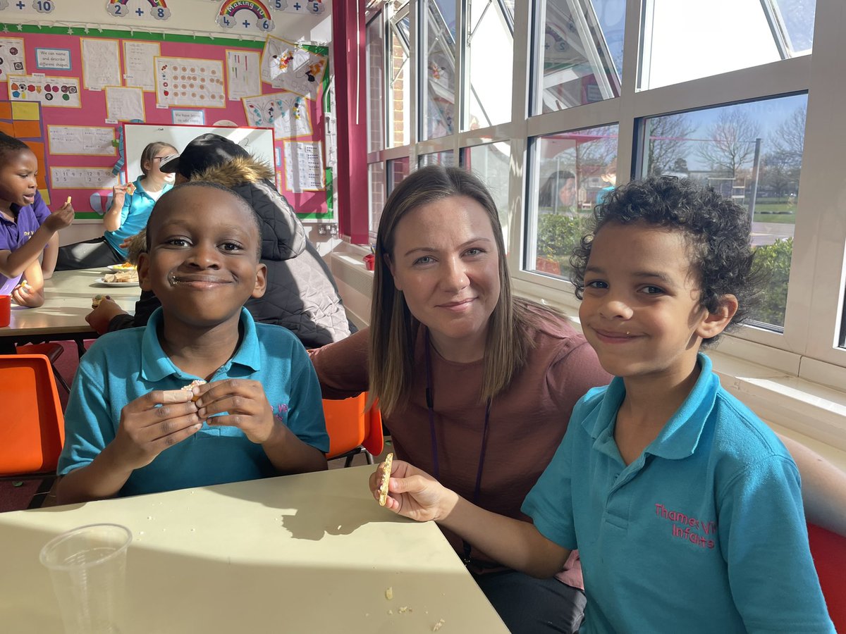 Thames View Infants | Staff Room