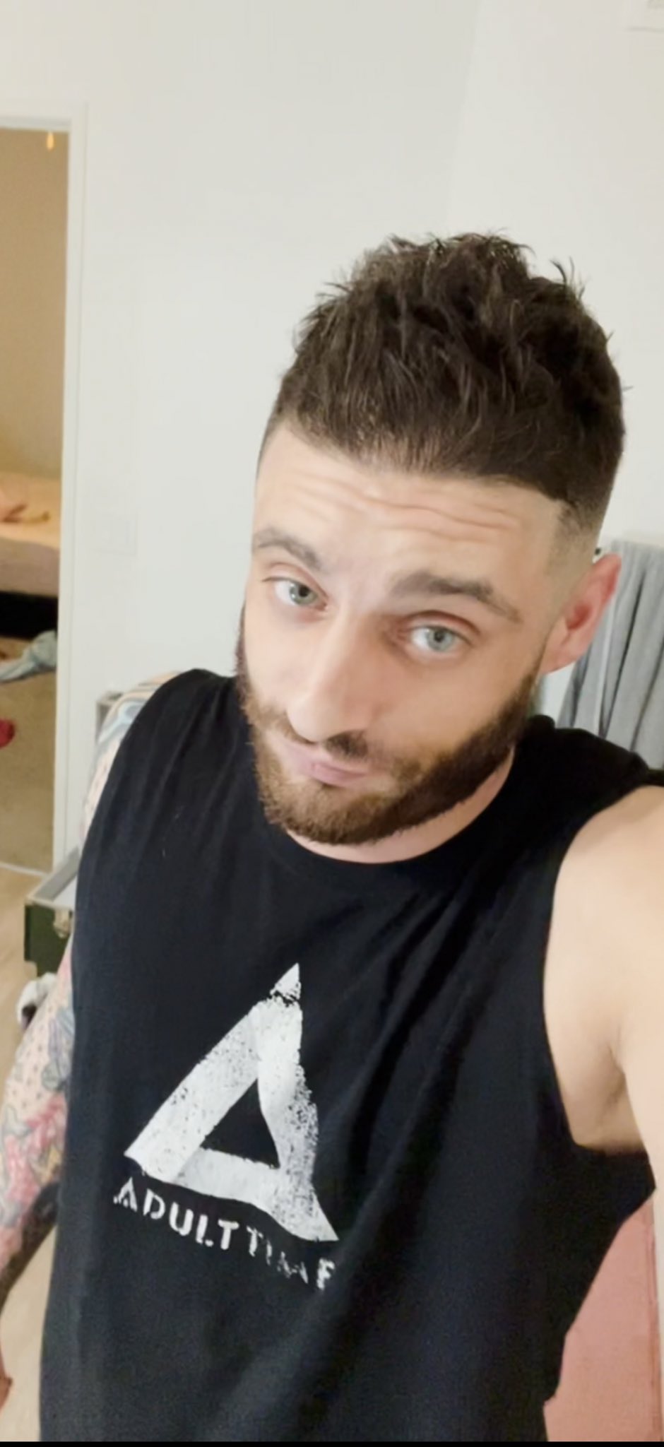 TW Pornstars - 1 pic. Billy Boston. Twitter. This is my look when I’m ...