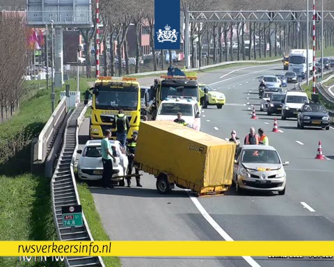 Rijkswaterstaat Verkeersinformatie on Twitter: " | Twee rijstroken minder op de #A15 richting ...