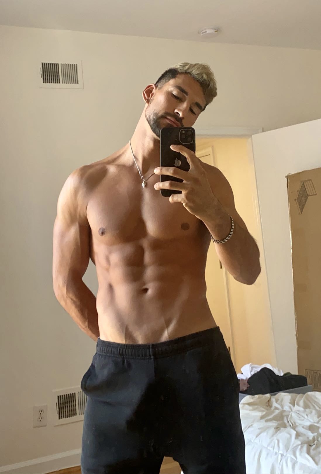 Hector Lopez on Twitter: "Every timeeeee🙄 https://t.co/7p5ih5tqFb" / Twitter