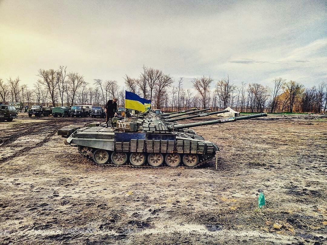 MilitaryLand.net on Twitter: "@thef14coomer A few Ukrainian mechanized brigades use T-72Bs ...