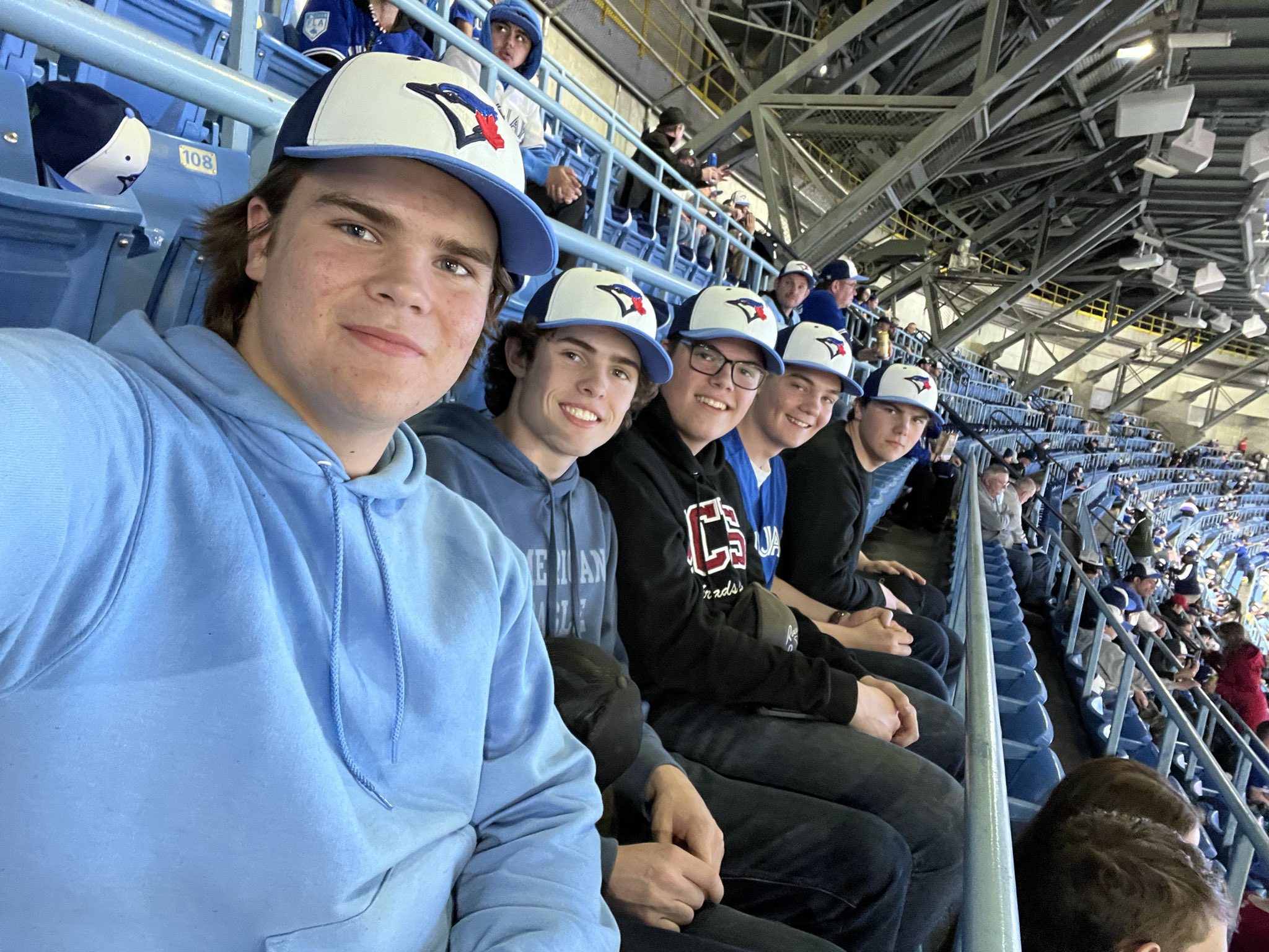 Ethan Sinclair (@EHunterSinclair) / Twitter