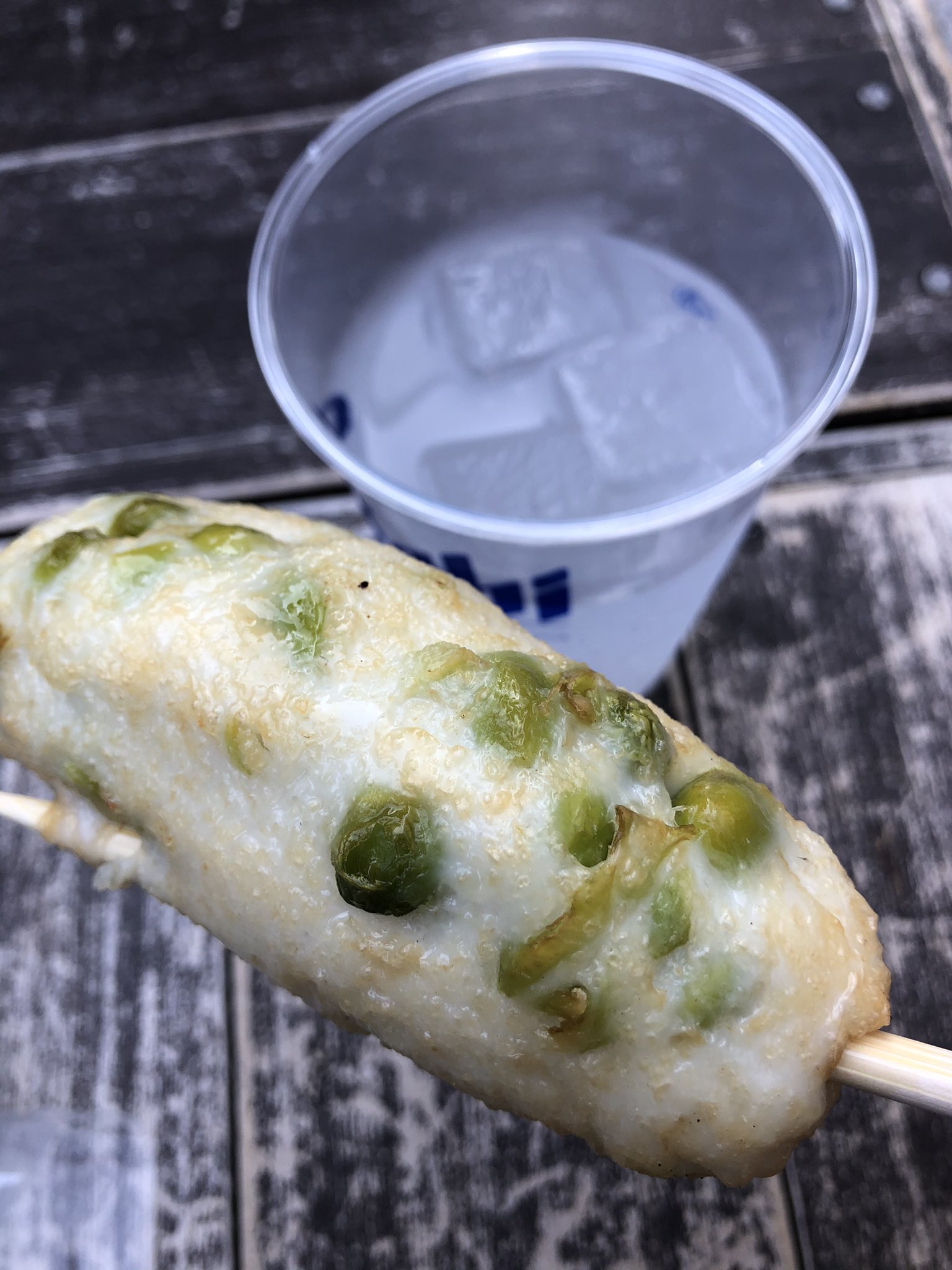 yanbo on Twitter: "かーらーの枝豆の練り物串…籠清さんッ！串の通し方がワンパクでござる！しかしウマウマ https://t.co/XnILbud7WB" / Twitter