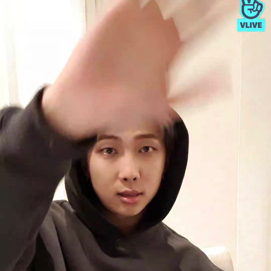 cat⁷🍓🐰 | JIMIN OST on Twitter: "•💬| Hilo de traducción del reciente vlive de #RM. Título ...