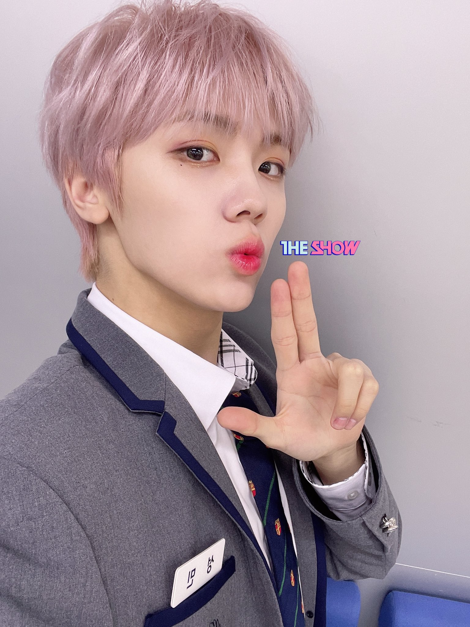 The Show On Twitter [★290회 더쇼초이스 후보①] 혹시 방금 더쇼한테 뭐라고 말 하셨나요••• 더쇼 지금