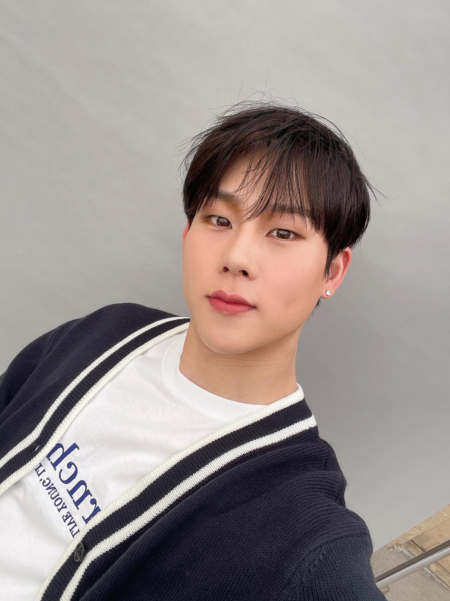 monsta x universe on Twitter: "220329 Jooheon 🪐 https://t.co/6WIgOwE4AS" / Twitter