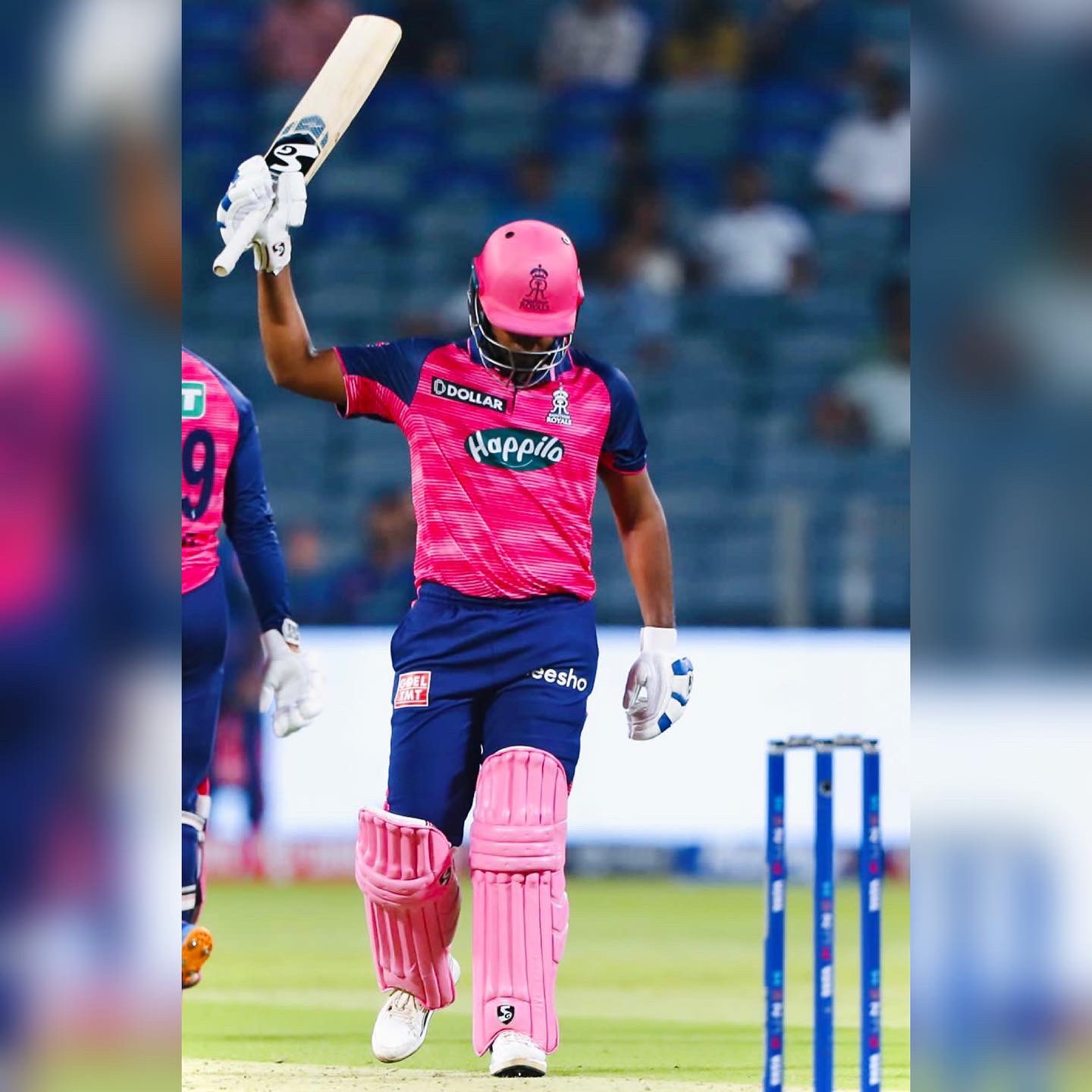 Sanju Samson on Twitter: "Good start @rajasthanroyals 💖 #HallaBol https://t.co/JTUaa73ZFo" / Twitter