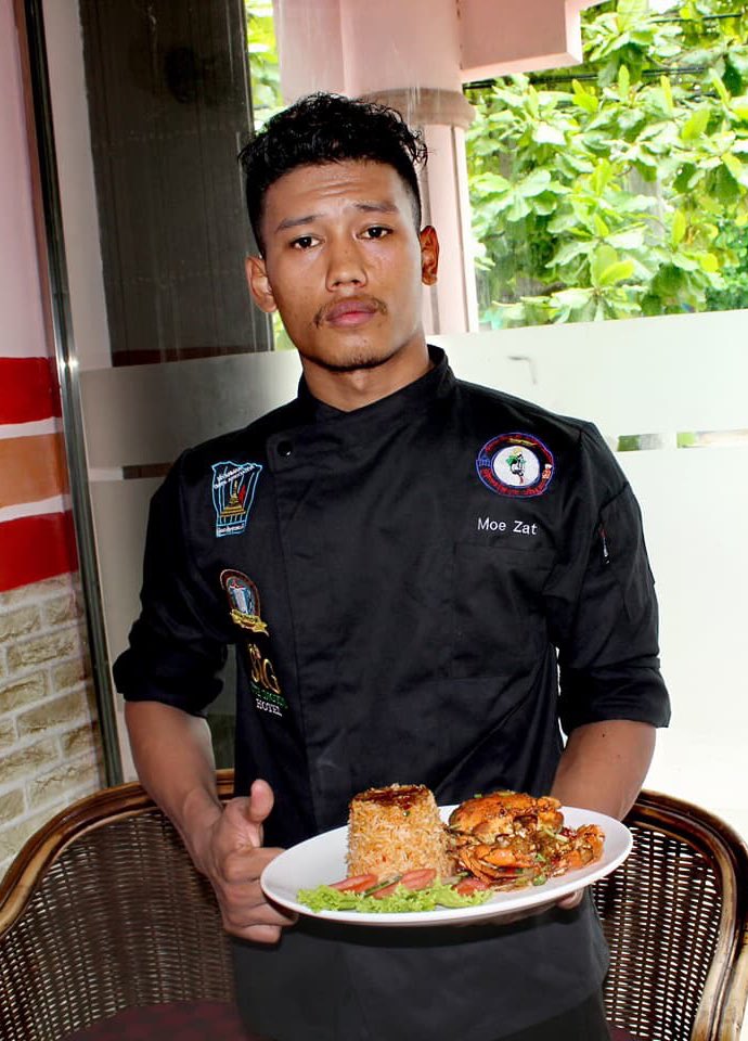 Kyaw Gyi On Twitter မန်းလေးက အထန်ကျားကြီး ကောင်းထက်ဇော် Chef Moe