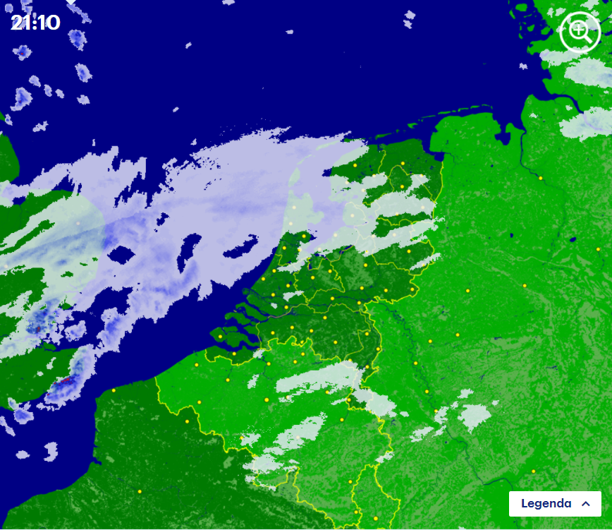 Buienradar on Twitter: "Het neerslaggebied begint vorm te krijgen. Nu valt de neerslag nog in de ...