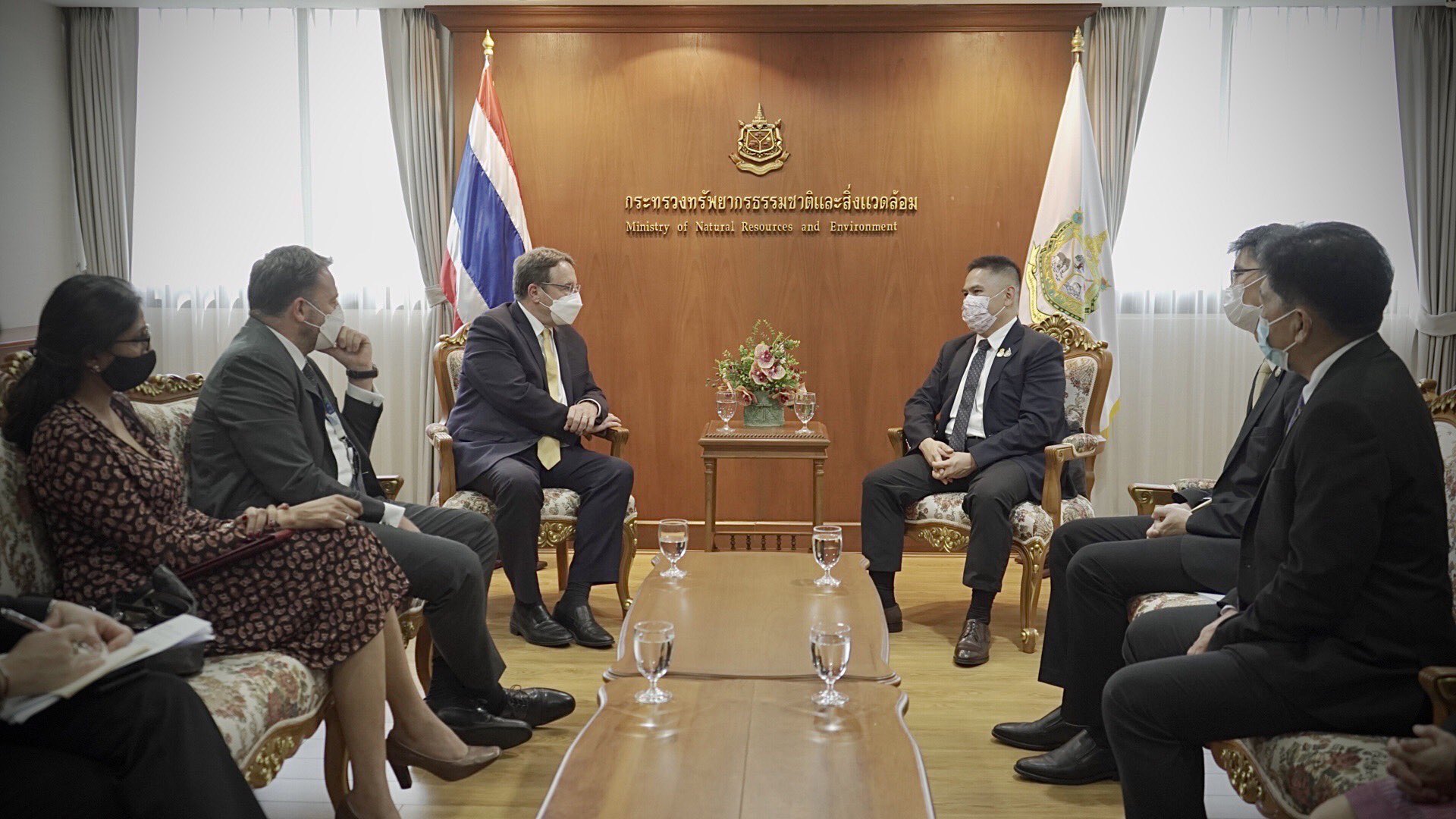 UNDP Thailand on Twitter: "นาย @Asteiner ผู้บริหารสูงสุดประจำ @UNDP พบหารือกับนายวราวุธ ศิลปอาชา ...