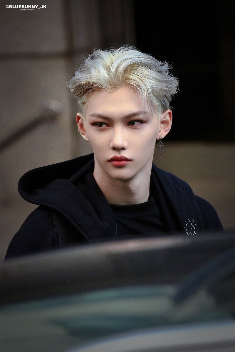 Art & Collectibles SNK Stray Kids Hyunjin art print Drawing ...