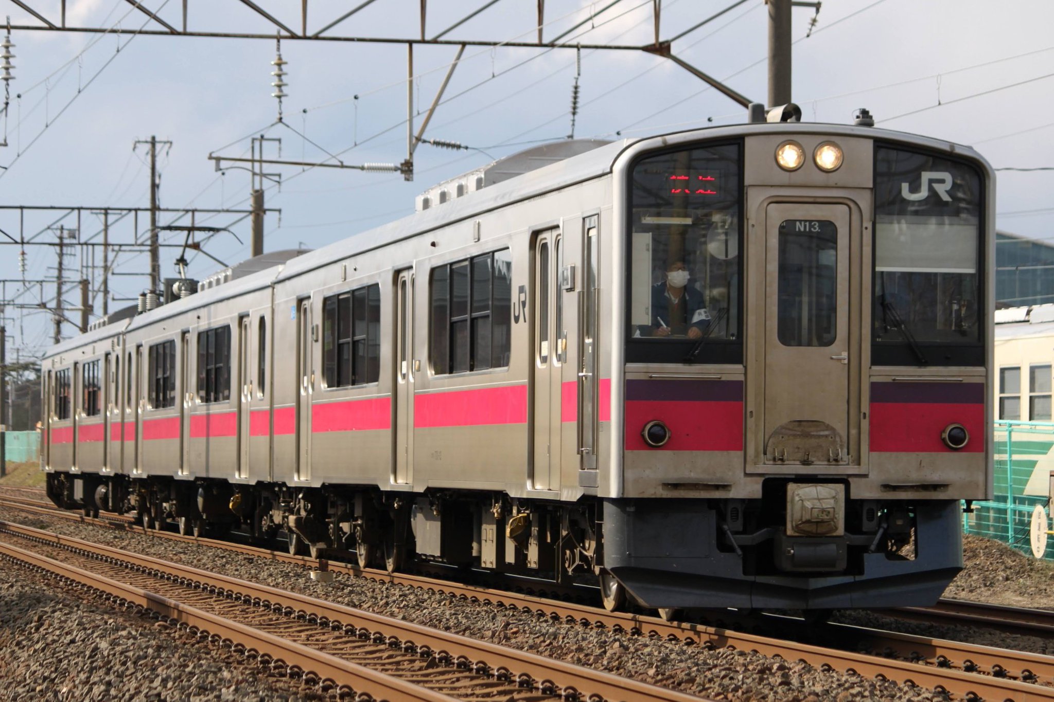 みっちょん on Twitter: "701系N13編成が「臨時快速」でやって来ました。こちらはE653系代走ではないのですね（違 https://t.co/G39ejkMXmQ" / Twitter